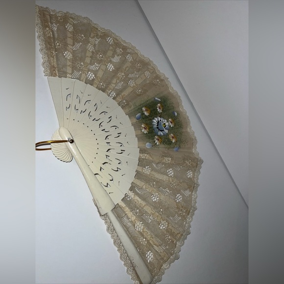 Accessories | Vintage Antique Lace Hand Painted Folding Fan Cream ...